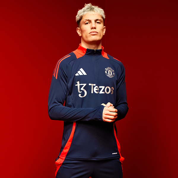 Rio Ferdinand meets Seba Veron at World Cup | Manchester United